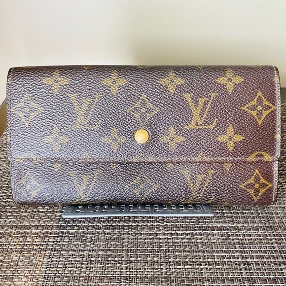 Louis Vuitton | Bags | Louis Vuitton Mono Sarah Wallet | Poshmark